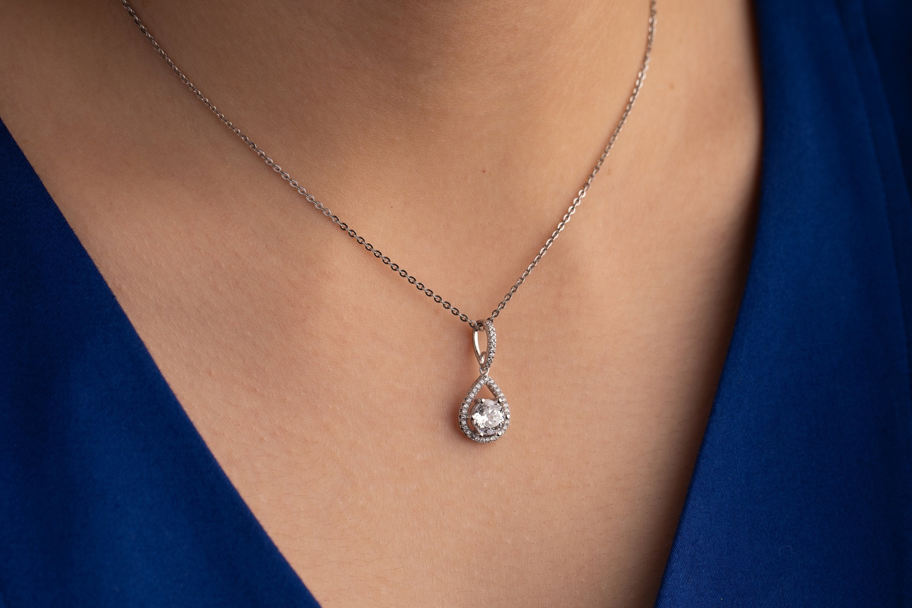 Necklaces – Alfredulla